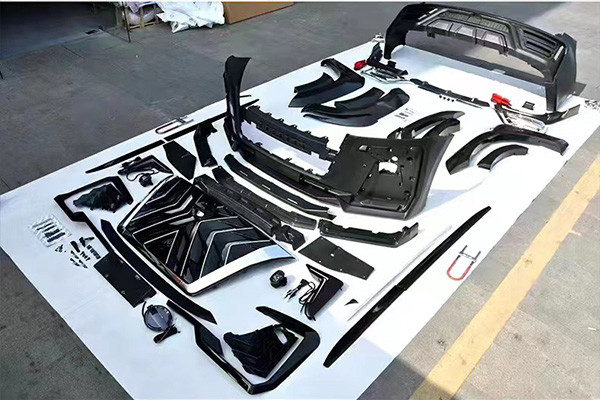 Nissan Patrol Y62 Wide Body Kit Black Hawk For 2008-2022 Tuning Parts